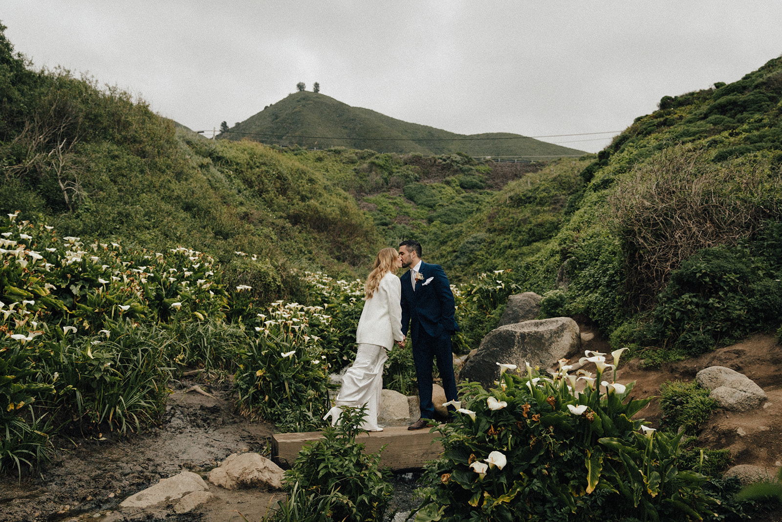 Artsy Garrapata State Park Wedding - Evynn LeValley Photography
